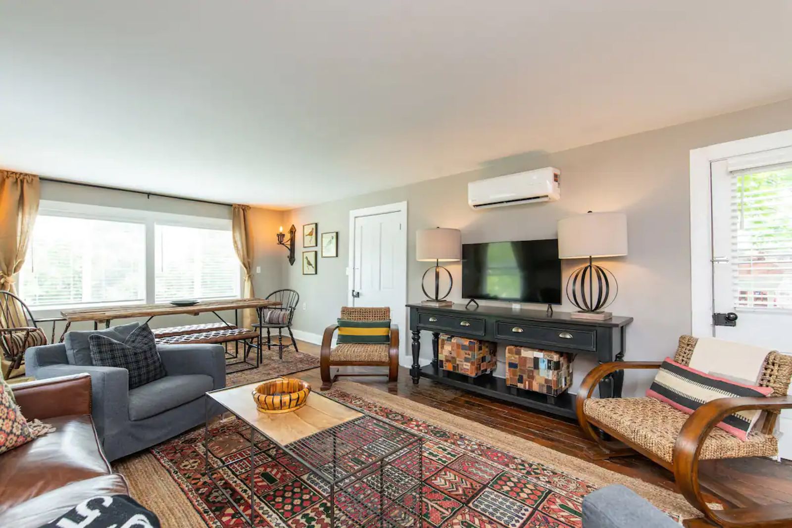 Castle & Key - Lodging