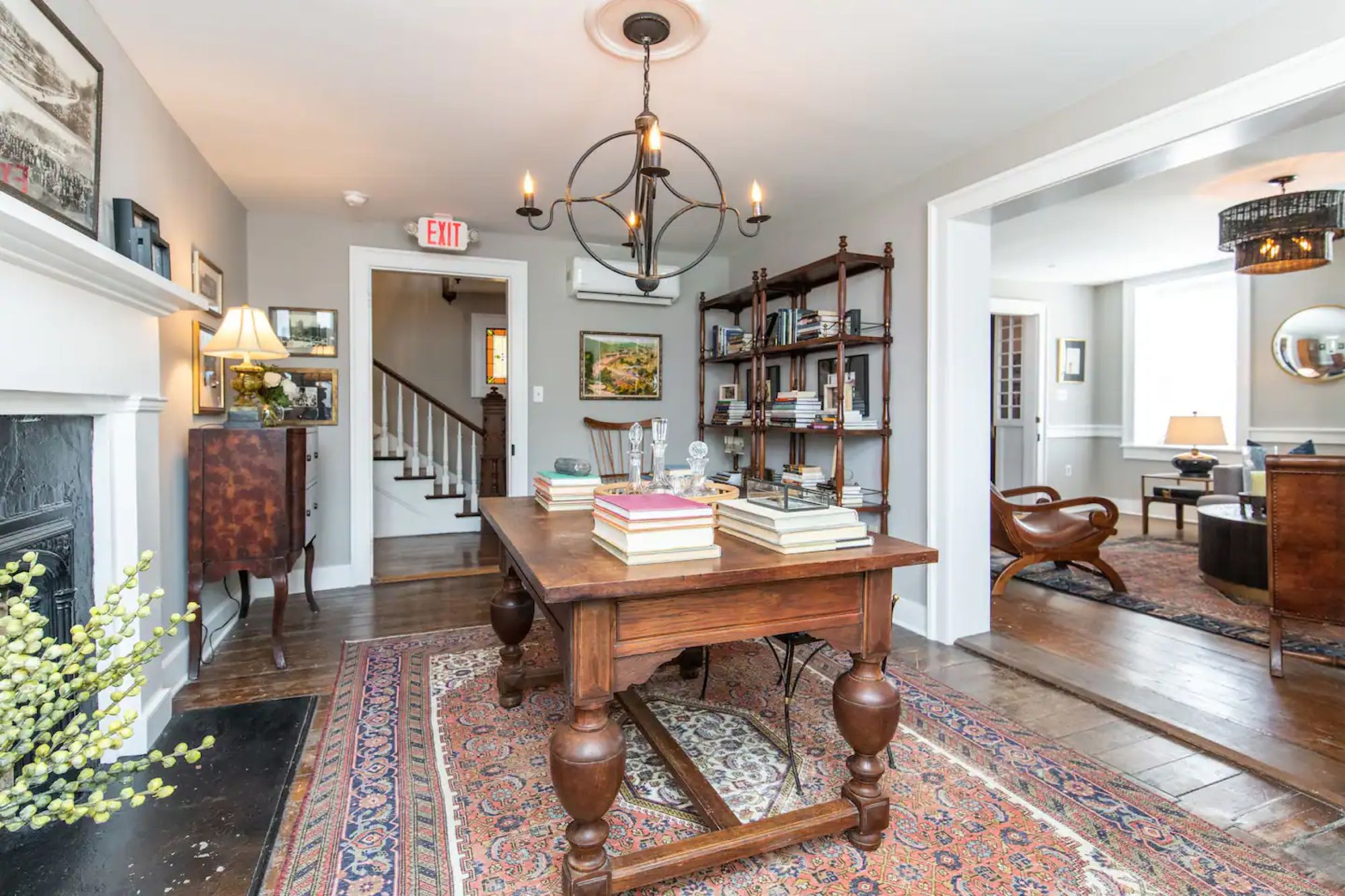 Castle & Key - Lodging