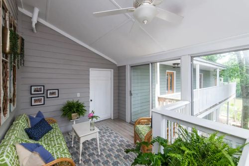 Castle & Key - Lodging