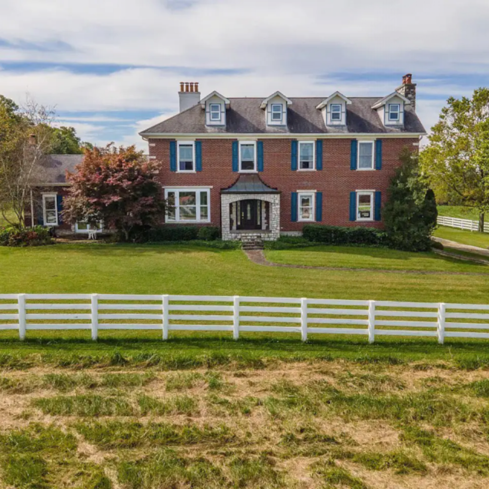 Castle & Key - Lodging