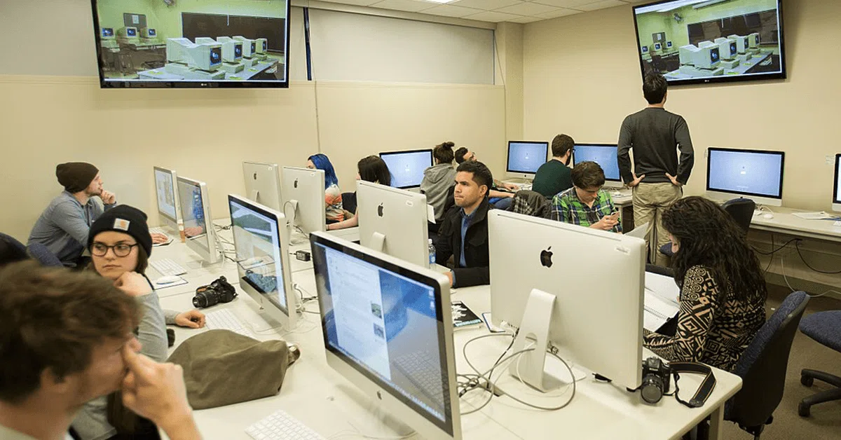 Computer labs in schools - Do they still matter? | Prey Blog