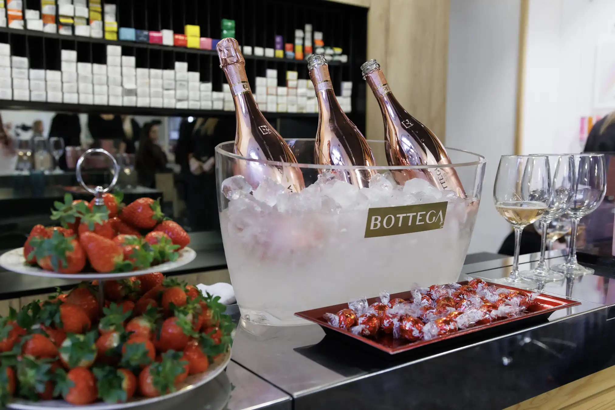 Enter 4look beauty concept 4 Fresh Haircuts and More