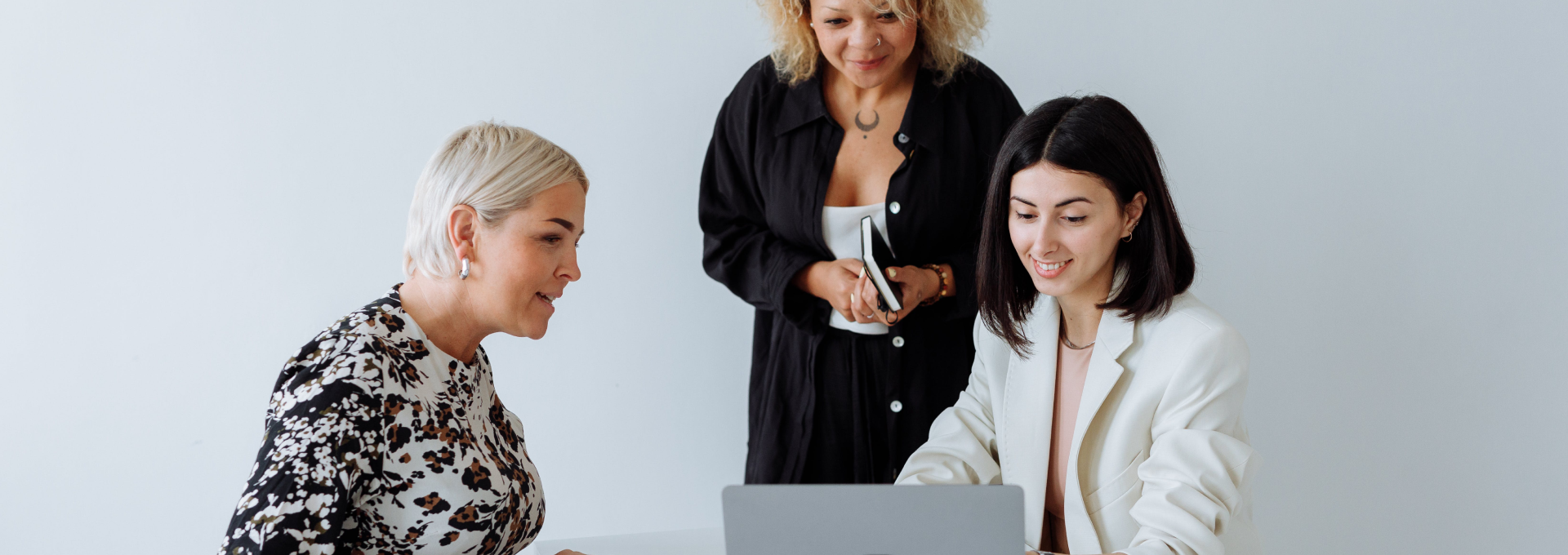 Influencer Marketing Campaign Report Template I Traackr