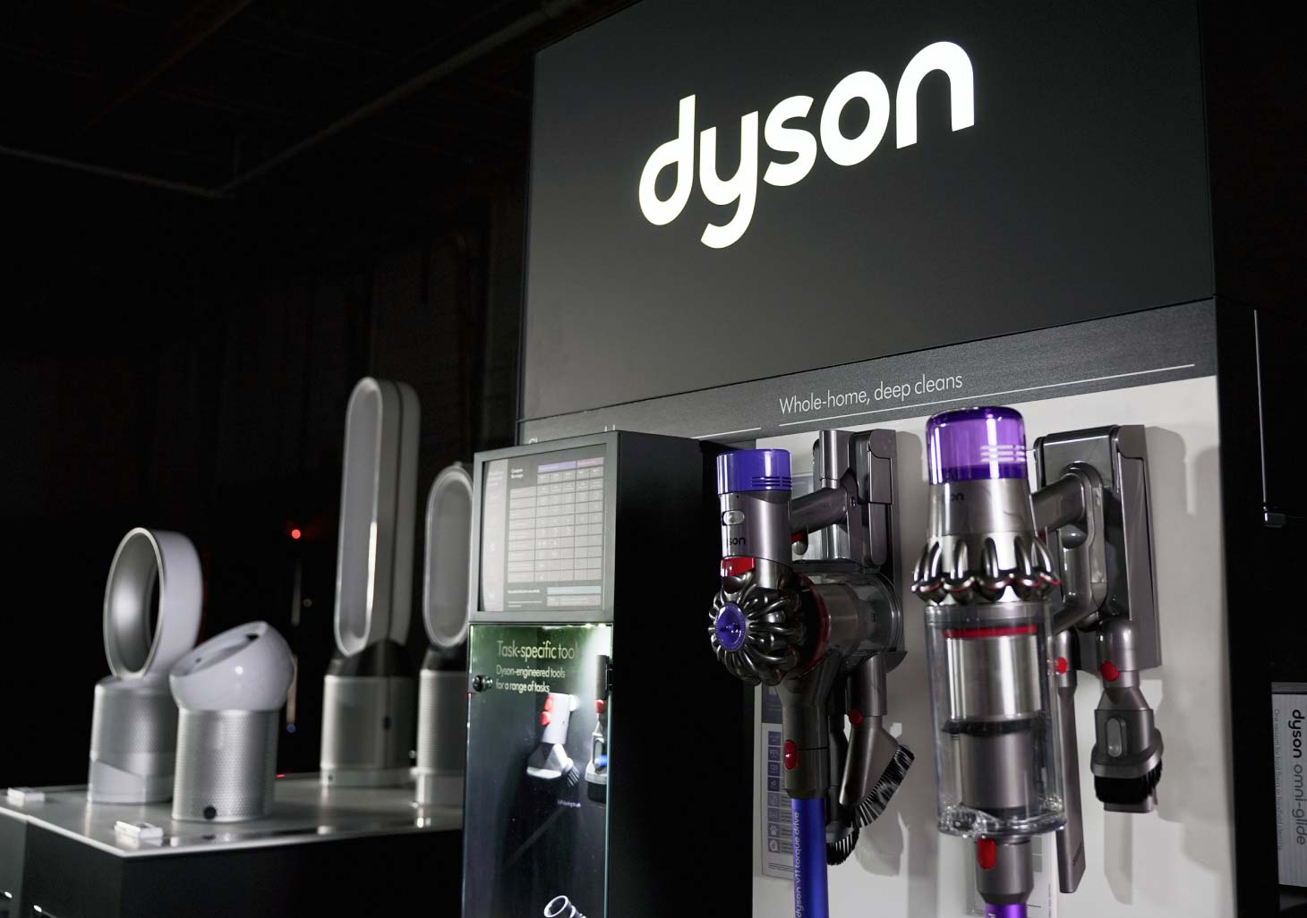 Looking for comprehensive retail display services? | Darko Inc