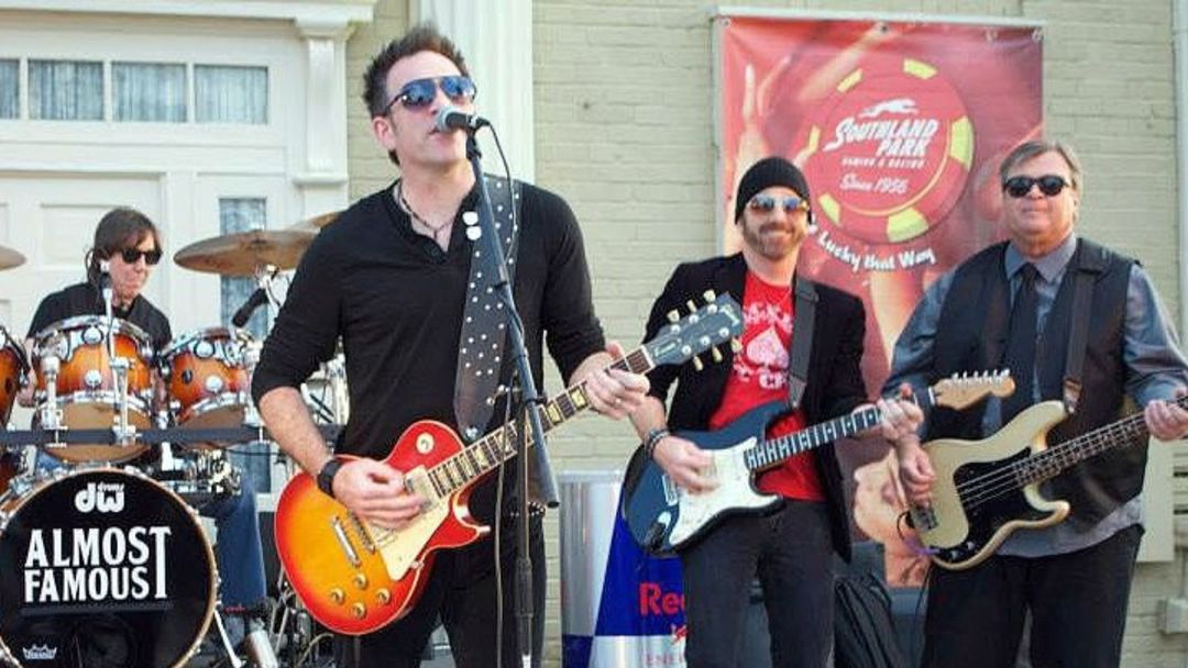 Book Almost Famous | 901-543-1155