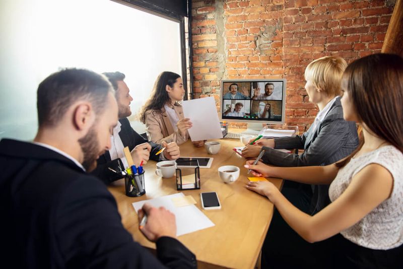 Choosing the Best Audio Visual Services: 10 Tips for Events