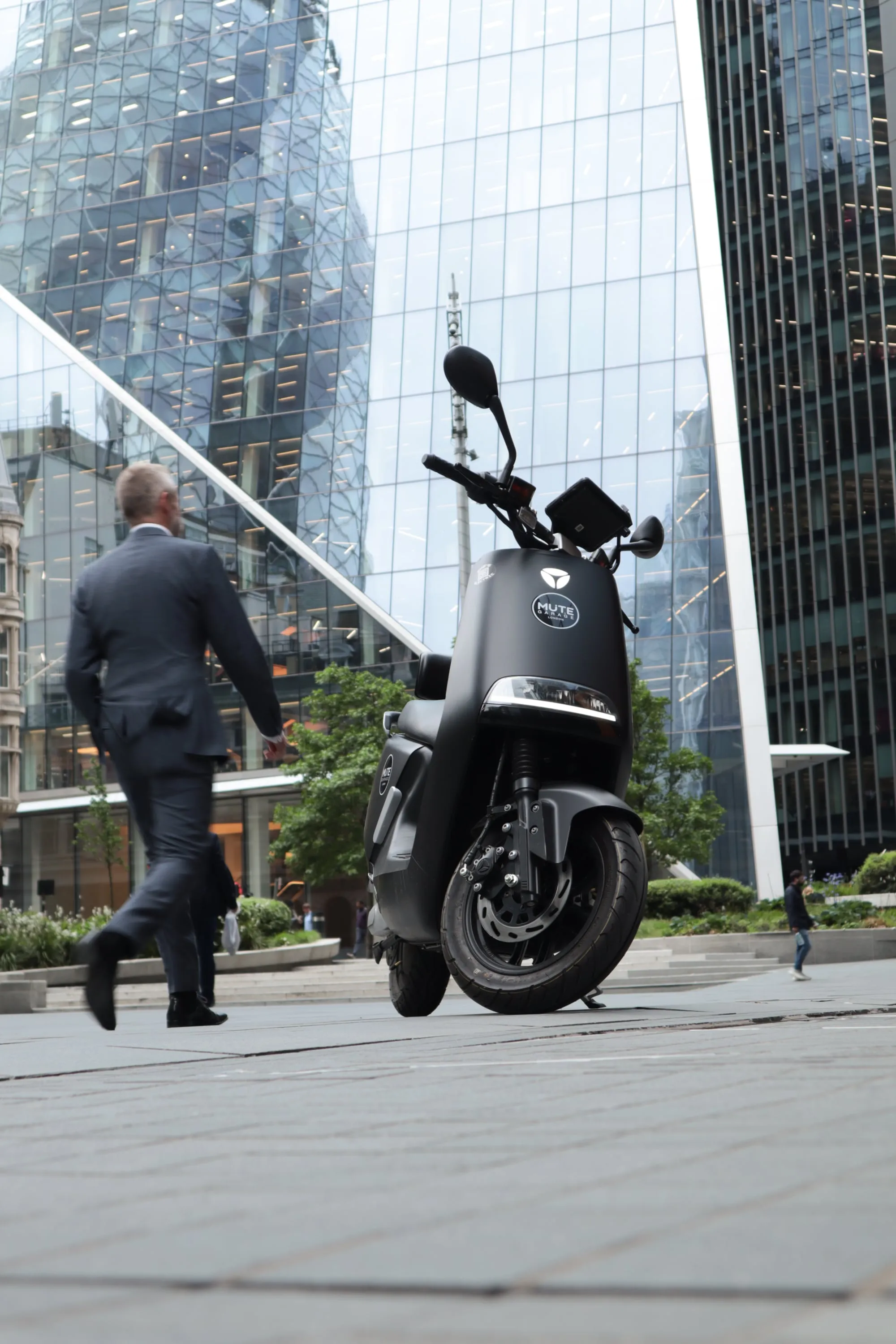 MUTE | Electric Moped Monthly Subscription