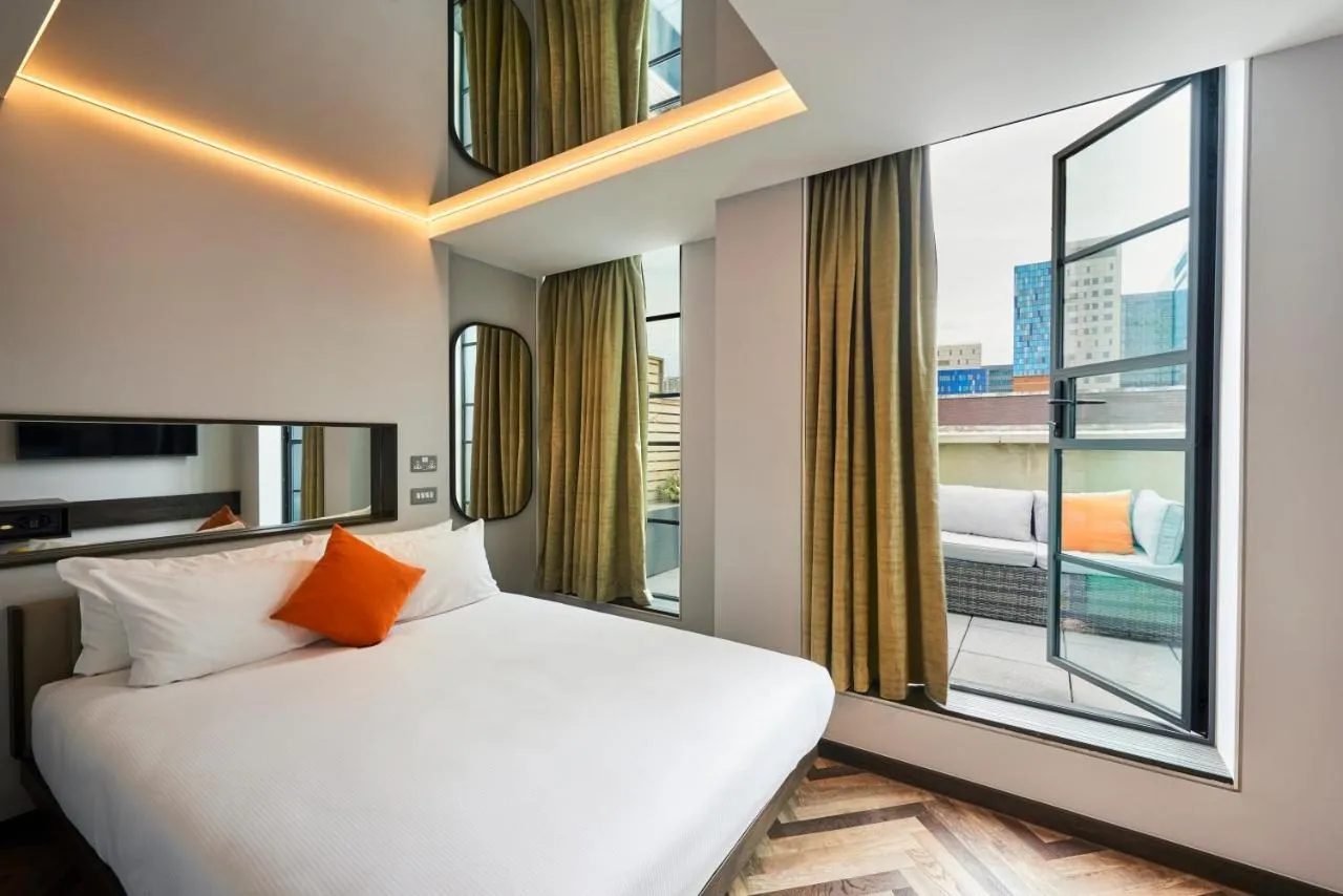 New Road Hotel, London – Handpicked by Designers