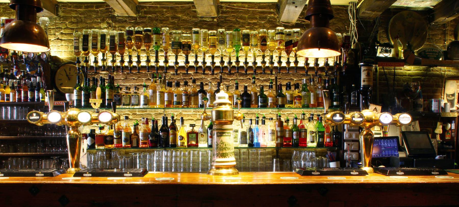 Molly Malone's Irish Pub - Bars in Amsterdam