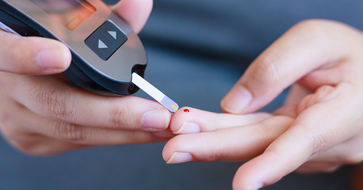 Diabetes Monitoring: Why, How, and When to Check Your Blood Sugar