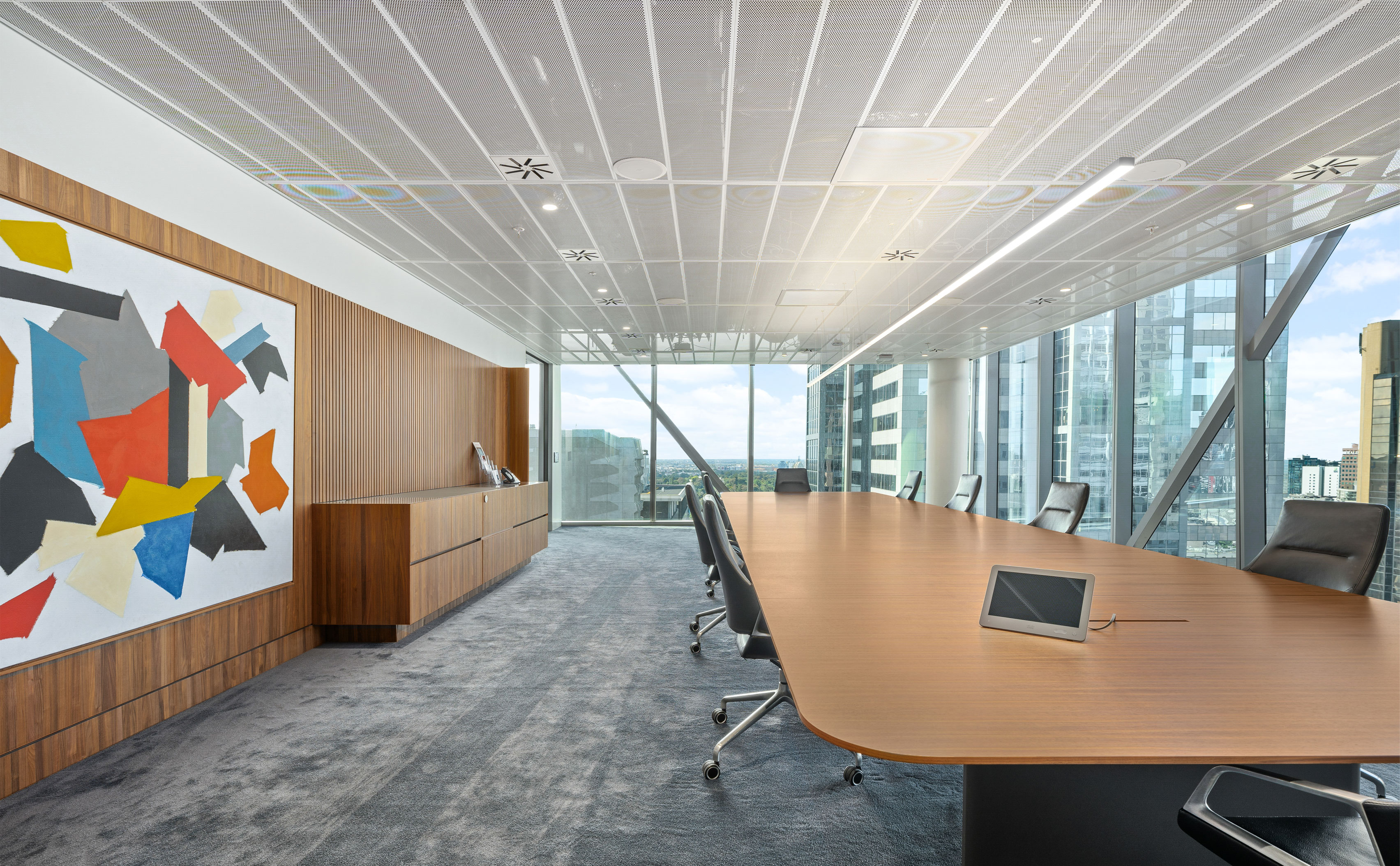 5 Acoustic Benefits of a Metal Suspended Ceiling