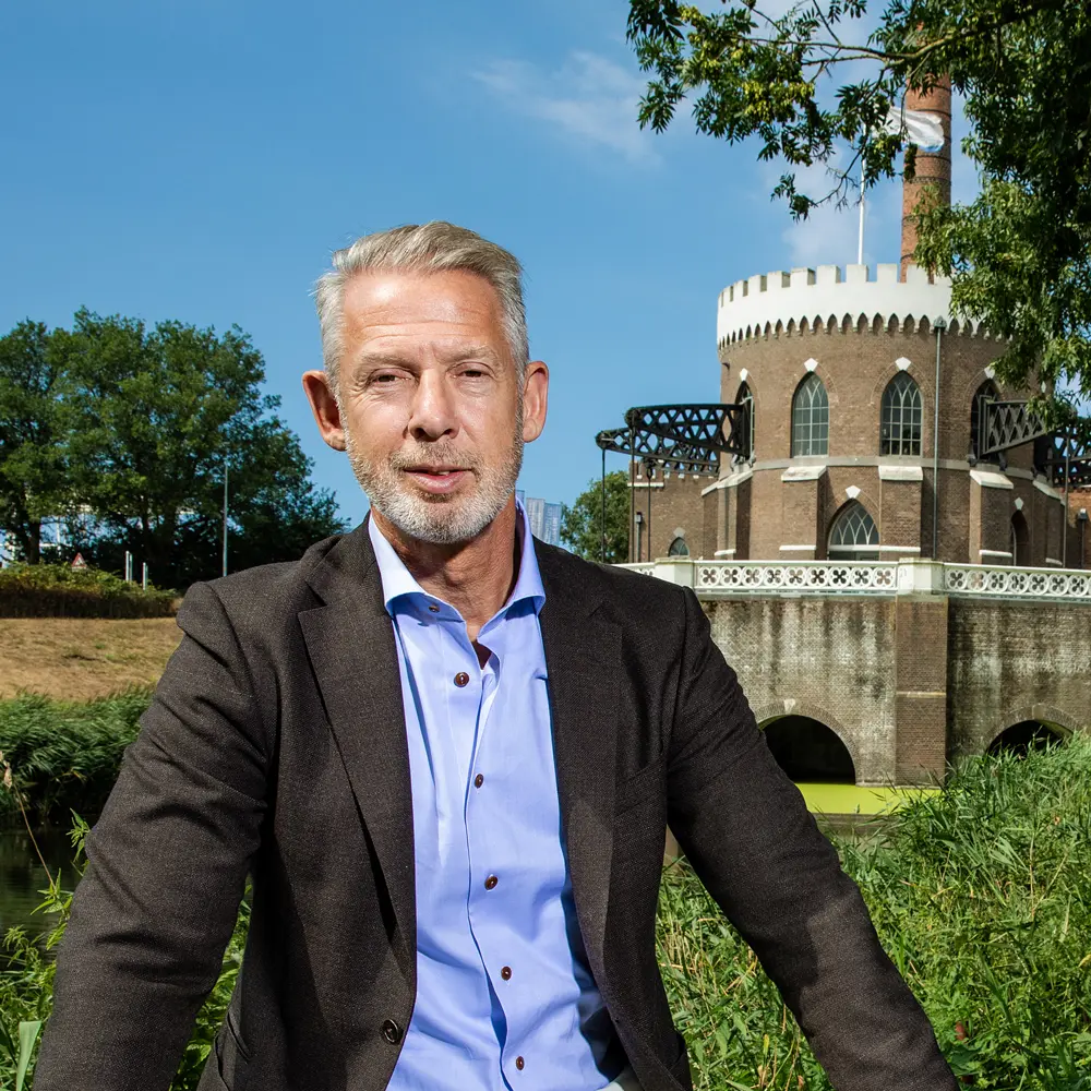 Onno Hoes • LEVEN! Magazine Haarlem