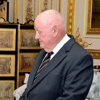 Biografia de John Mars: Quem é, História e Trajetória - G4 Educação