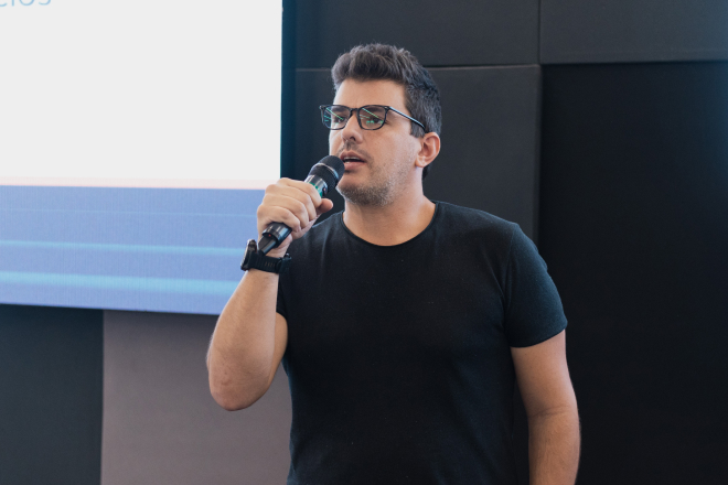 Biografia de Tomás Duarte: Quem é, História e Trajetória - G4 Educação