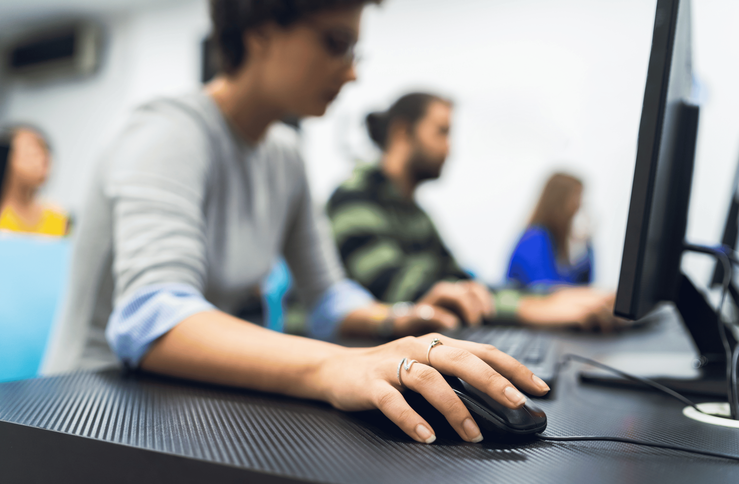 How to View Participants' Videos While Screen Sharing in Zoom