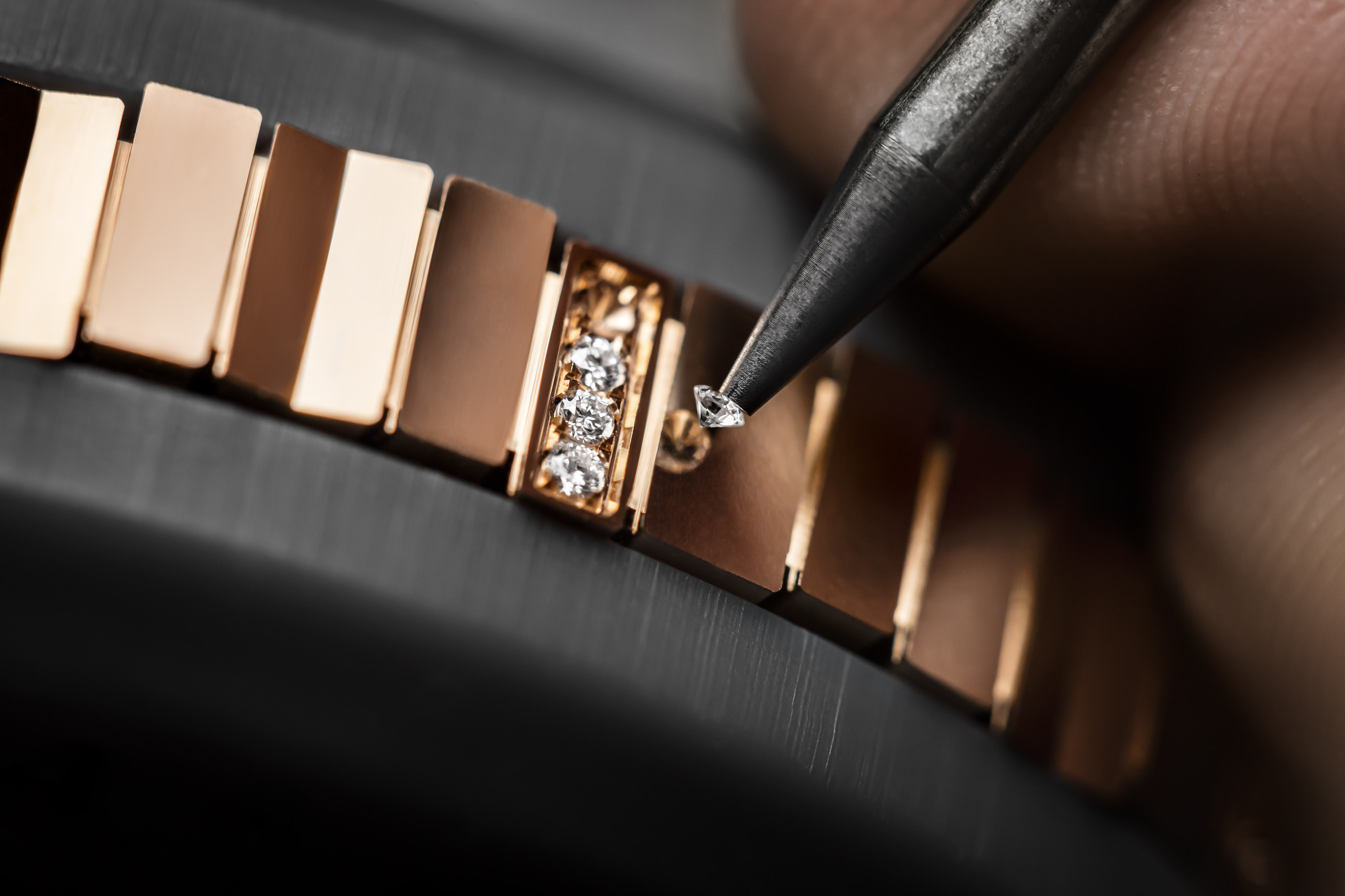 Dior | The Savior-Faire of Gem Dior Collection