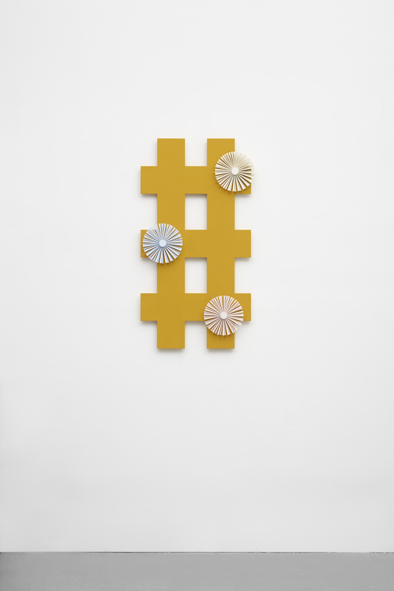 Lisa Williamson | 'Amplifier' At Tanya Bonakdar Gallery, Los Angeles