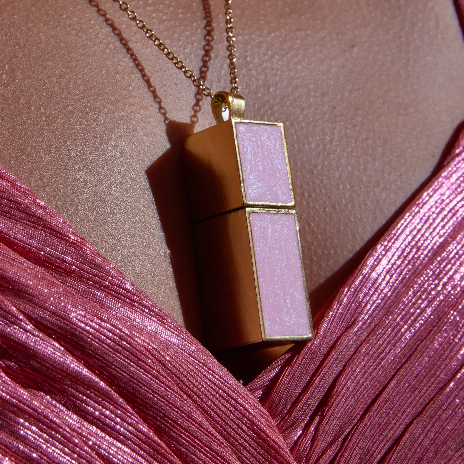 Hidden Bloom Launches Exquisite & Distinct "Perfume Dispenser" Necklace ...