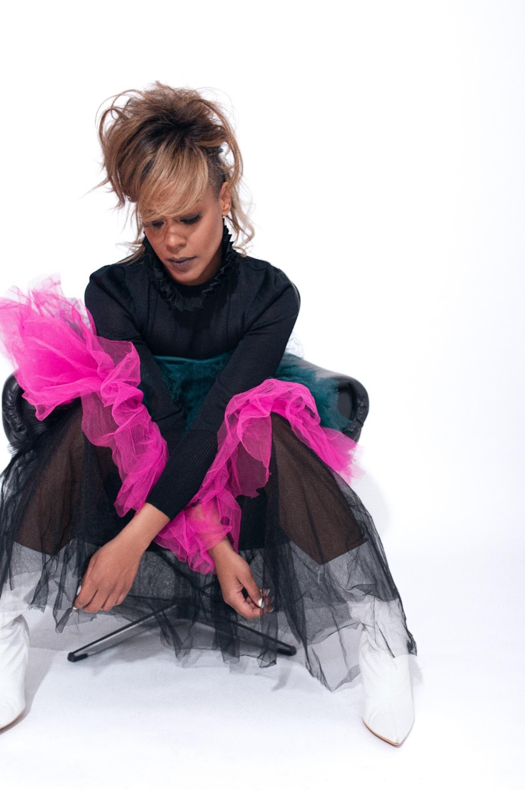 Single Review: Lisa Ramey comes out swinging on her excellent new track ...