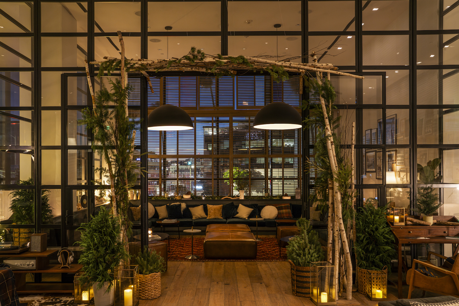 The Kimpton Everly | Embrace the Sunlit Oasis
