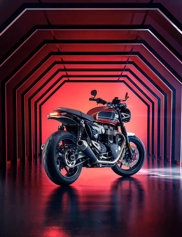 LSE Lighting | Triumph