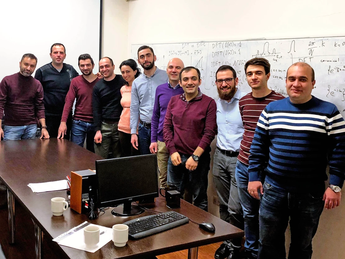 SmartGateVC invested in 2Hz and XCloud Networks