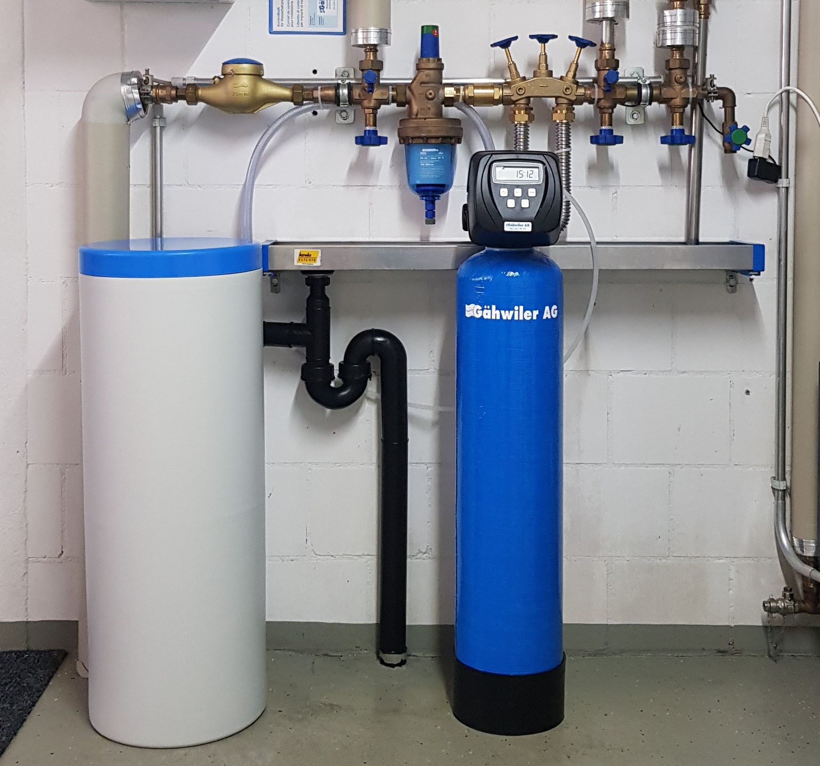 Entkalkungsanlagen | Wasser Enthärtungsanlagen Schweiz