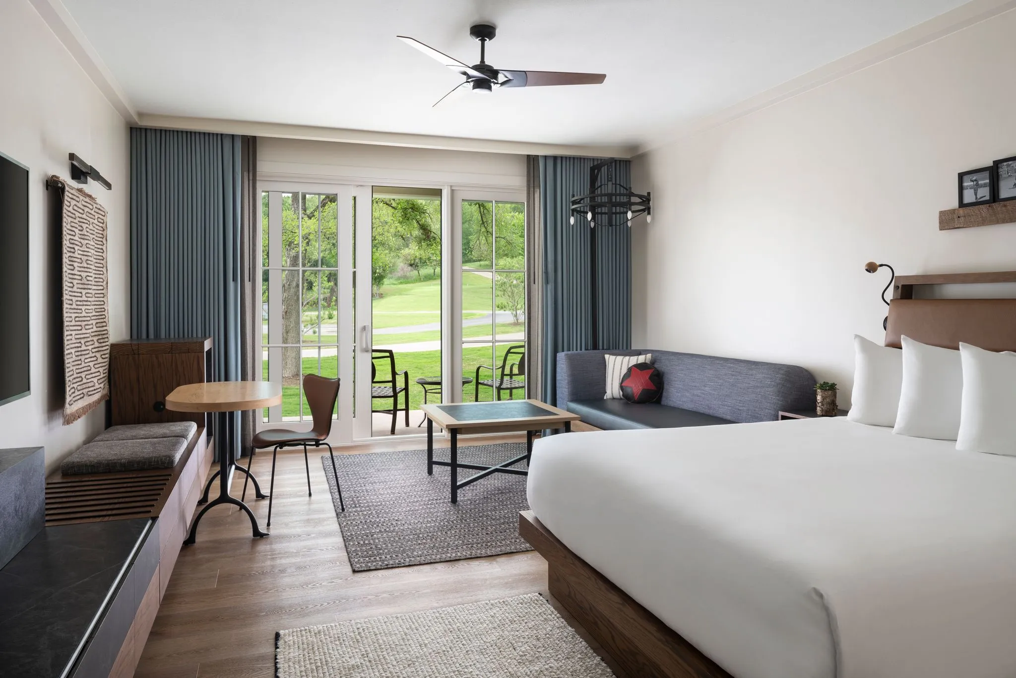 Rooms | Hyatt Regency Lost Pines Resort & Spa