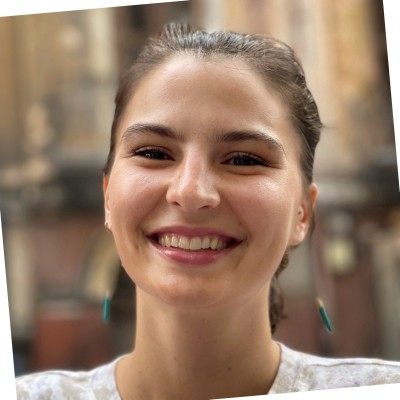 Claire Hansen (Firebrand) / VC Breakdown & Contact