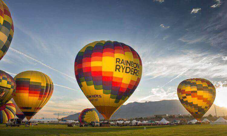 Rainbow Ryders & Sojern: Ballooning Success in Phoenix Skies