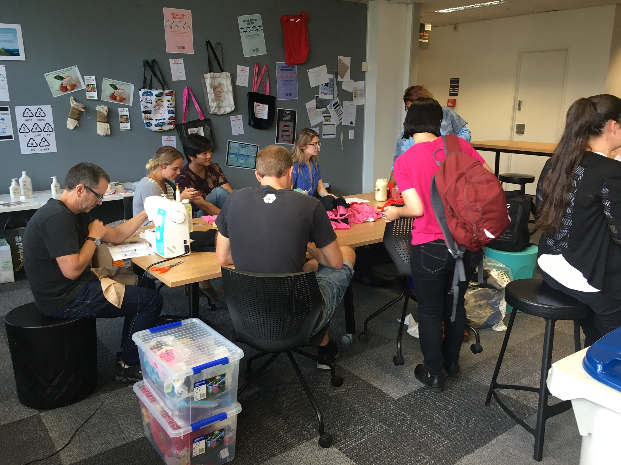 Evolution and Transformation of Academic Libraries: Auckland University ...