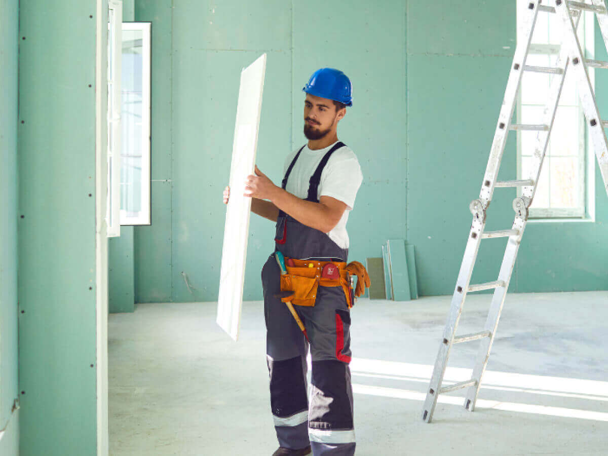 Plasterer Job - 14e per hour