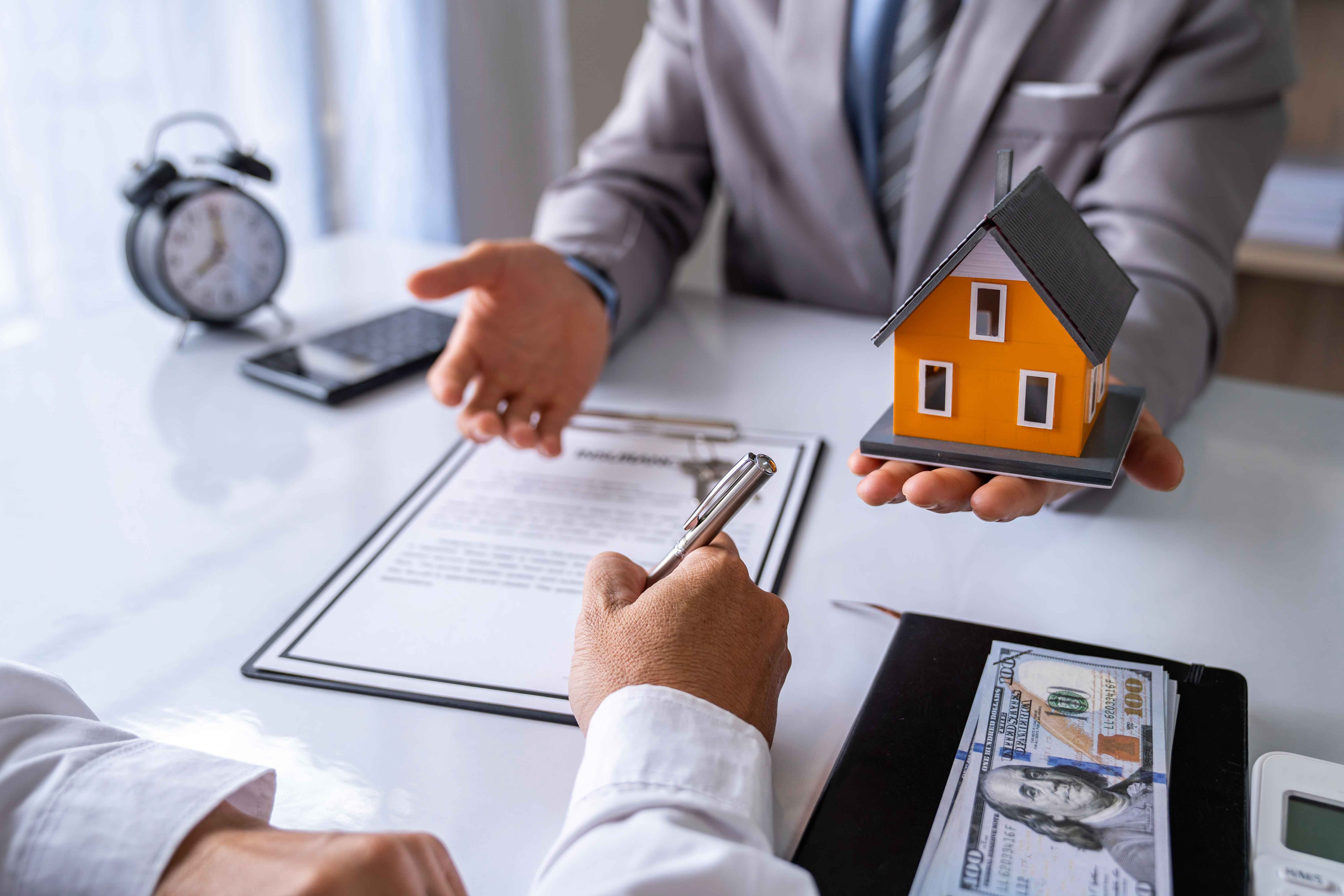 Types of tenants to avoid as a landlord & precautions available | The ...