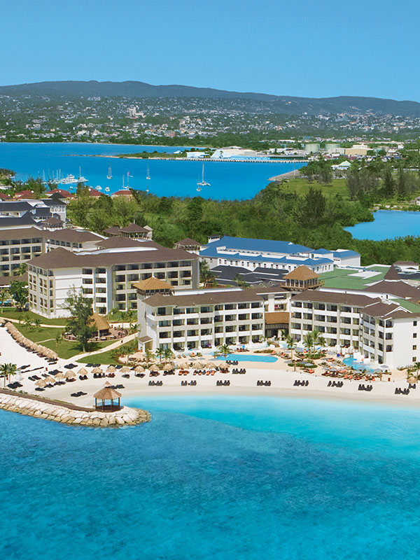 Secrets® St. James Montego Bay | Air Canada Vacations
