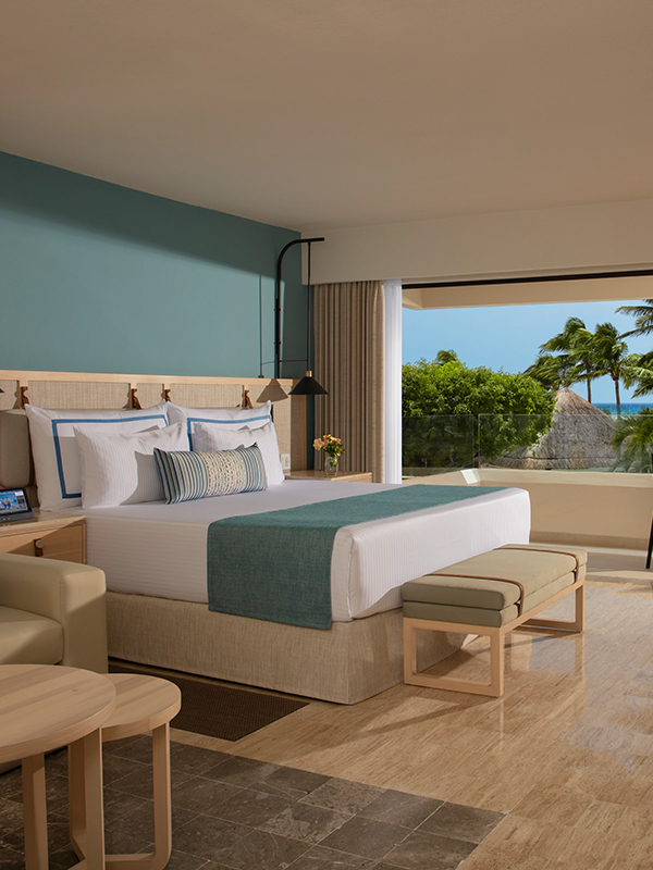 Dreams® Aventuras Riviera Maya | Air Canada Vacations