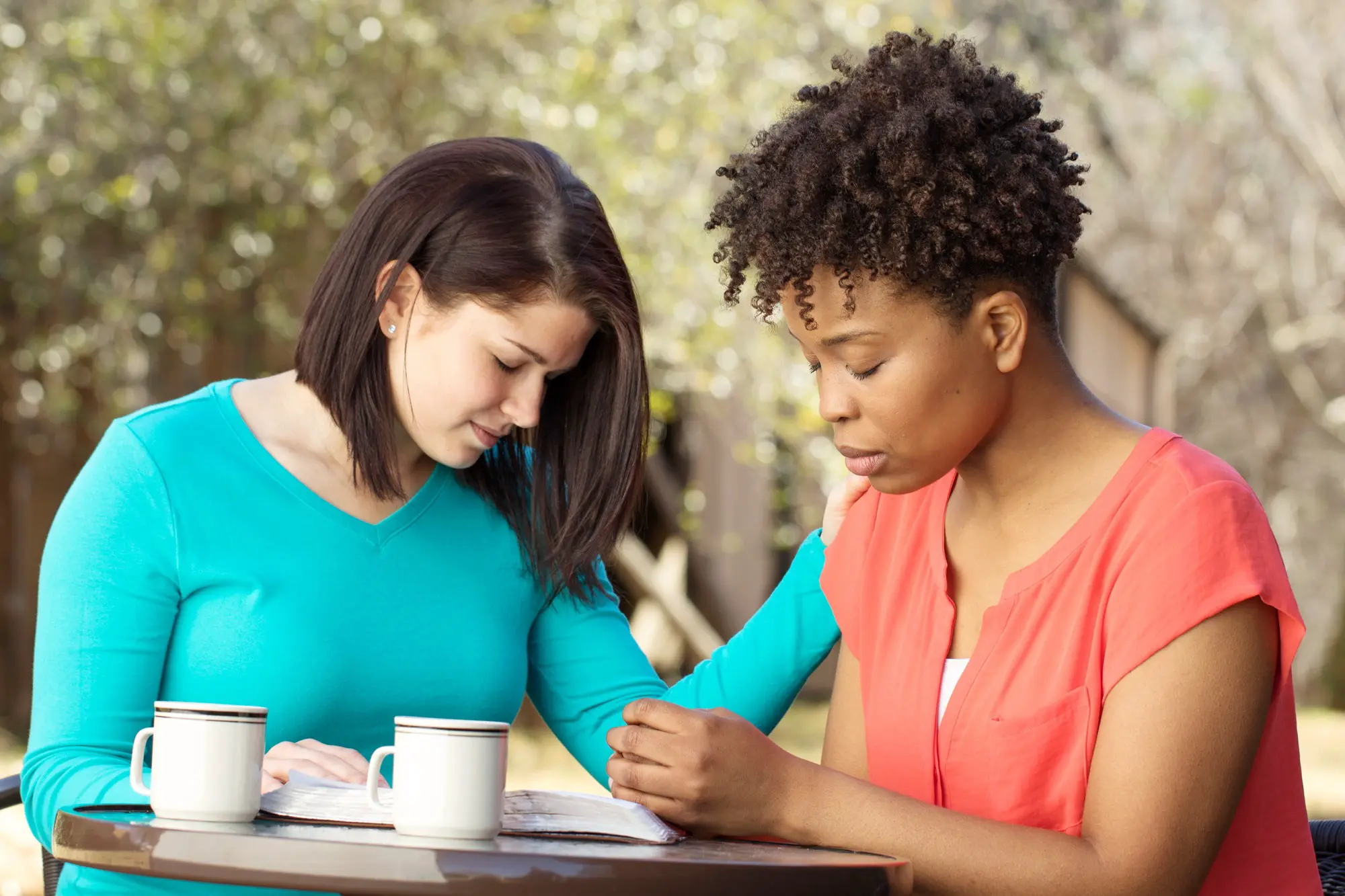 19 Christian Prayer Hotline Numbers You Can Trust | Christian Pure