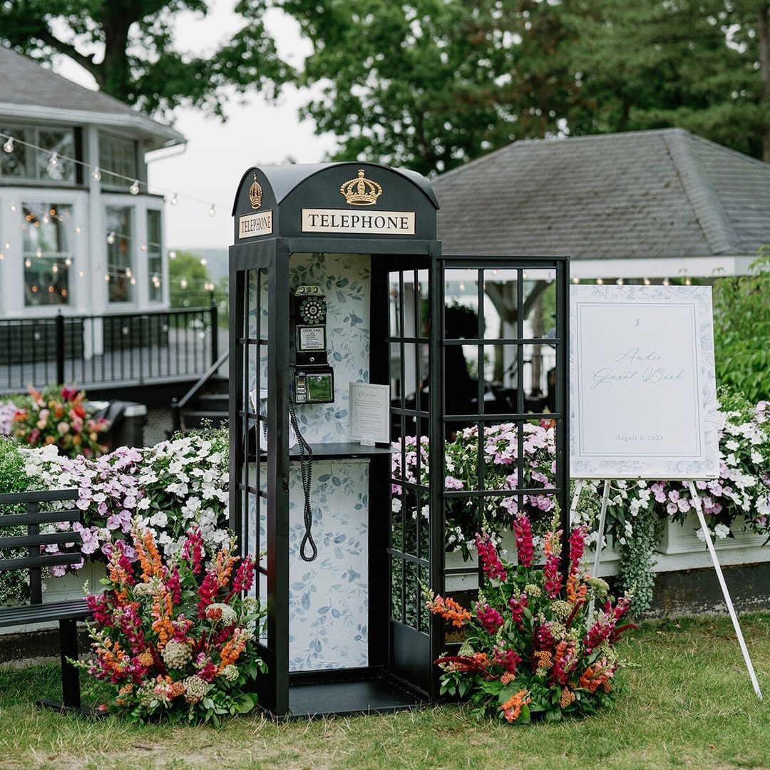 Phone Booth • Vintage Telephone Booth Rental