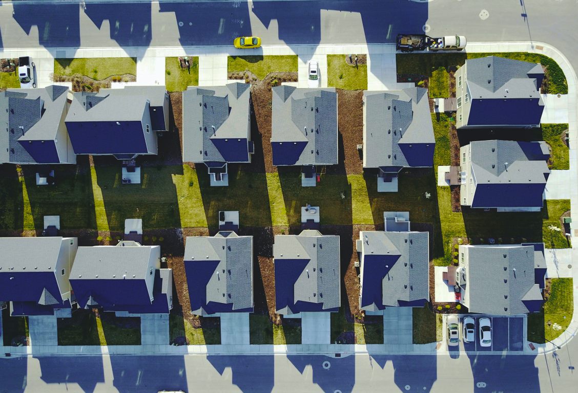 What you need to know about homeowners associations (HOAs) | Point Blog