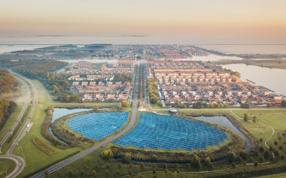 Traditional Urban Design vs. Ecovillage Design | The Momentum