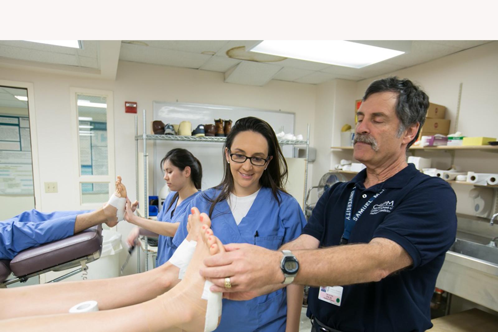 The Role of a Foot Specialist in Diabetic Care | Hyperhealth