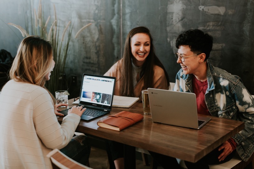 How to beat loneliness at work | Voco Blog