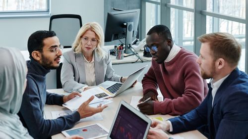 Consensus building: 5 approaches for better alignment | Mural