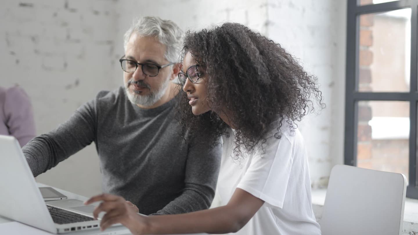 What is brainwriting? Methods, instructions, & templates | Mural