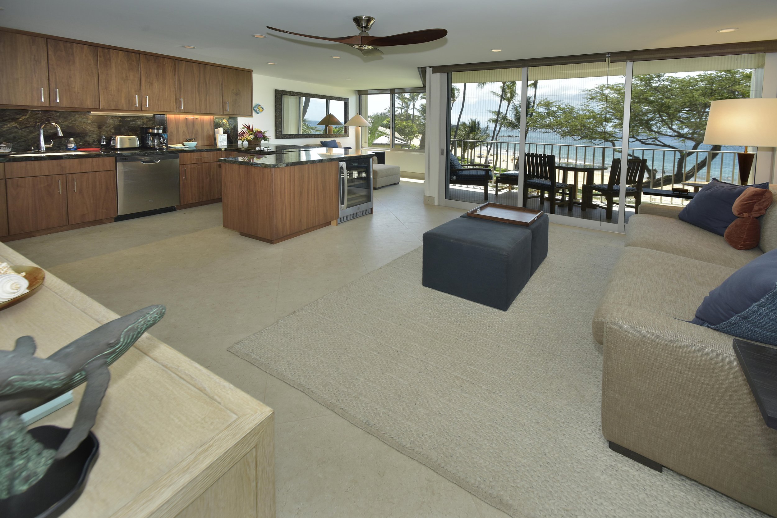 Maui Beachfront Standard Units | The Hale Pau Hana