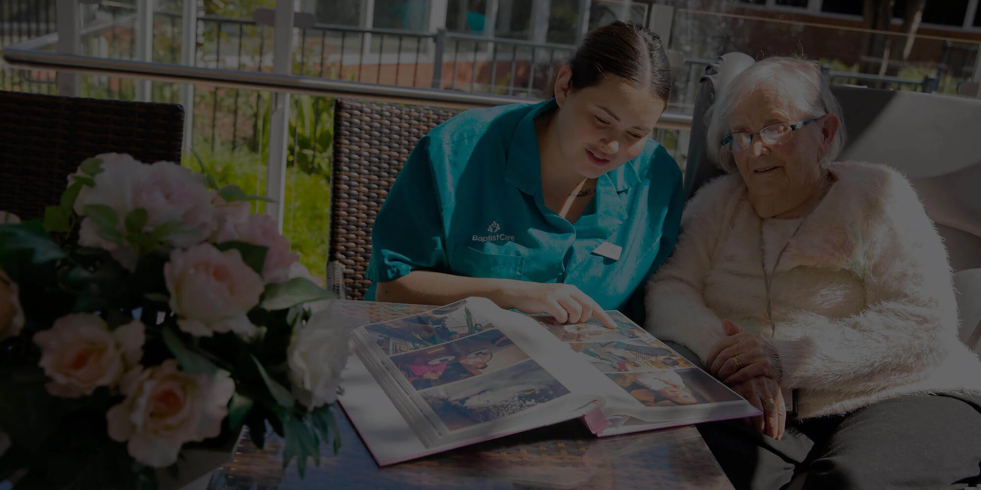 From 100% face to face learning to a 70/30 elearning vision in one step ...