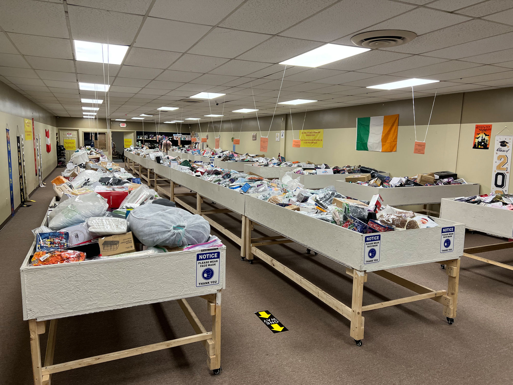 BinCredible Deals: Bin discount store