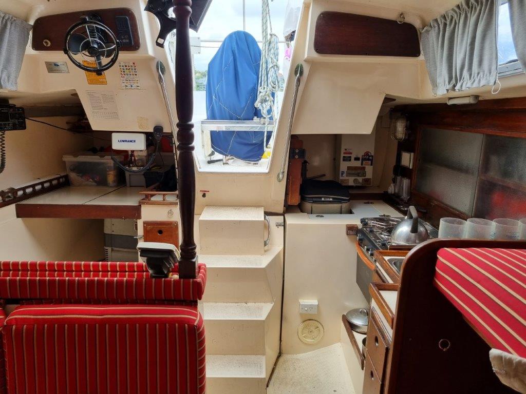 34' Columbia Sloop - Drummoyne Boat Sales