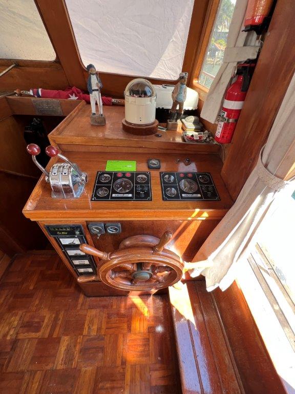 42' Freedom Aft Cabin Cruiser - Drummoyne Boat Sales
