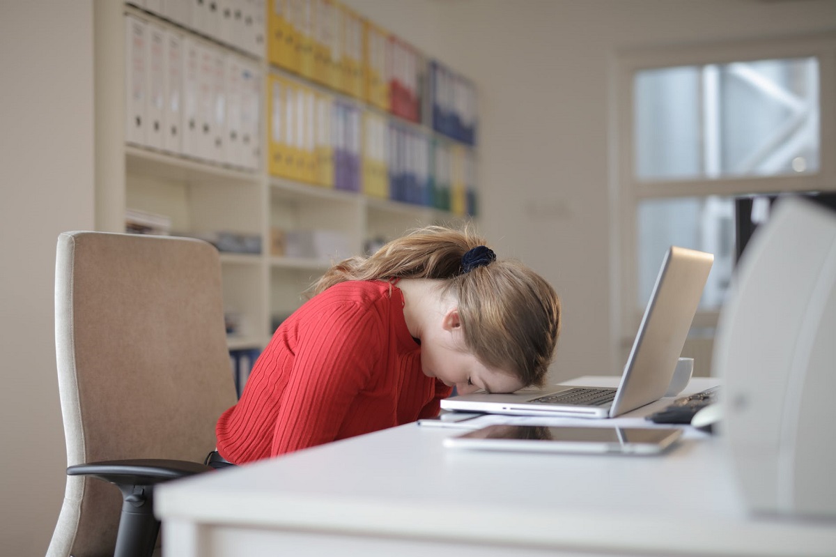 Signs of Exhaustion: How to Fight Fatigue | Blue Colibri