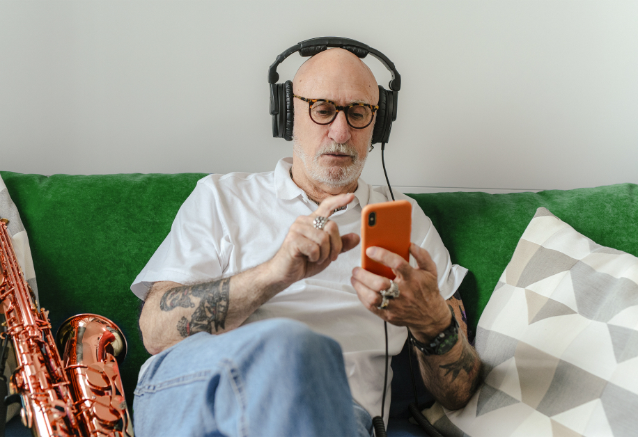 Proactive vs Reactive Customer Service and How to Use Both